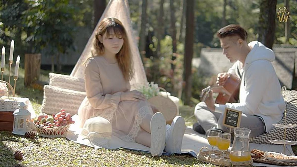 7 Momen Mesra Via Vallen Duet Bareng Kekasih Ini Curi Perhatian - Hot ...