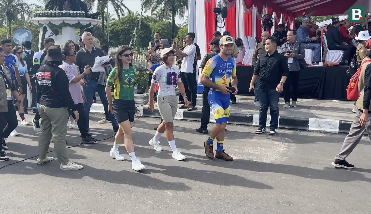 Foto: Pesona Budaya Kalimantan Tengah di Festival Isen Mulang 2024 yang ...