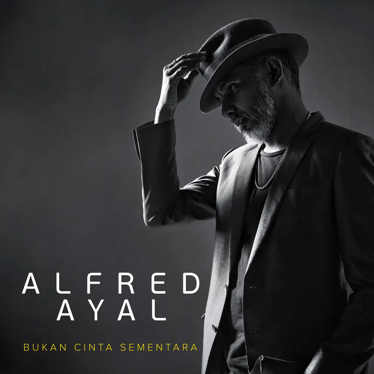 Alfred Ayal Serius Solo Karier dengan Debut Single Bukan Cinta ...