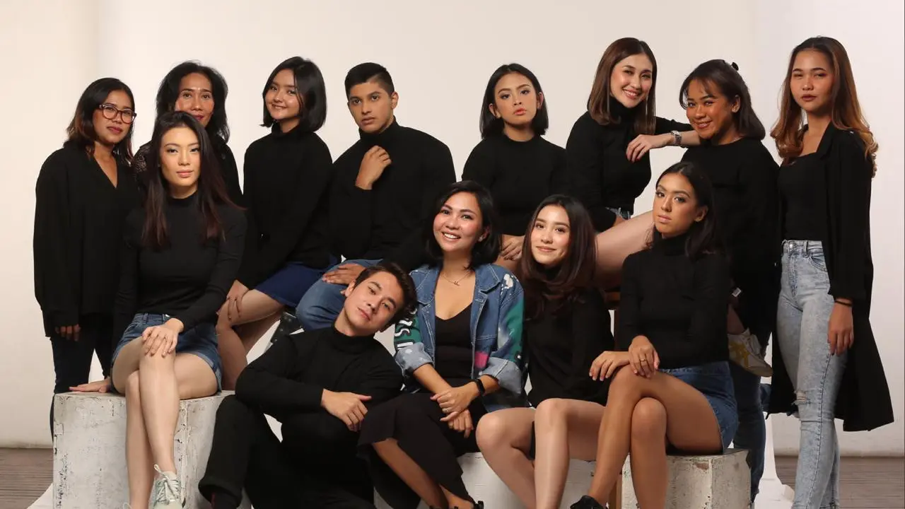 Sonya Laoh Mendes Optimis dengan Film-Film Baru SRN Production - ShowBiz Liputan6.com