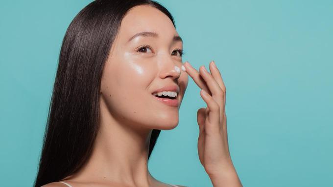 Selain untuk Melembapkan, Inilah 4 Manfaat Menggunakan Moisturizer untuk Wajah - Beauty Fimela.com