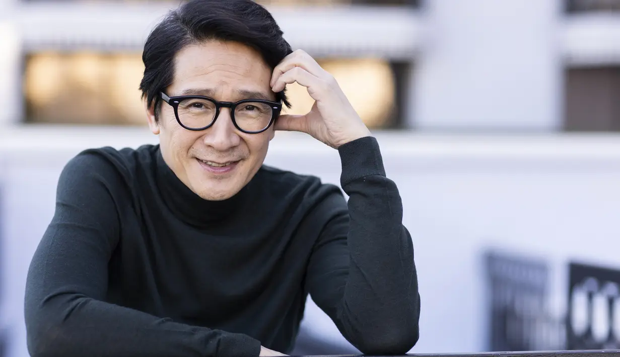 Ke Huy Quan Raih Nominasi Piala Oscar 2023 Berkat Film Everything ...