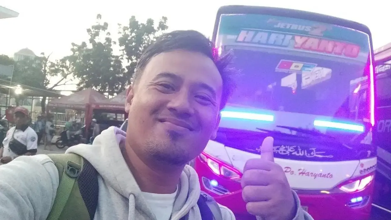 Lama Tak Muncul di Layar TV, Intip Potret Terbaru Pemeran Sayuti OB yang Kini Jadi PNS ...