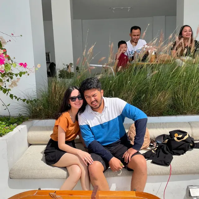 6 Potret Terbaru Jerseca Hillary 'Koki Cilik' dan Suami, Lama Tak Terdengar Kabarnya - Hot ...