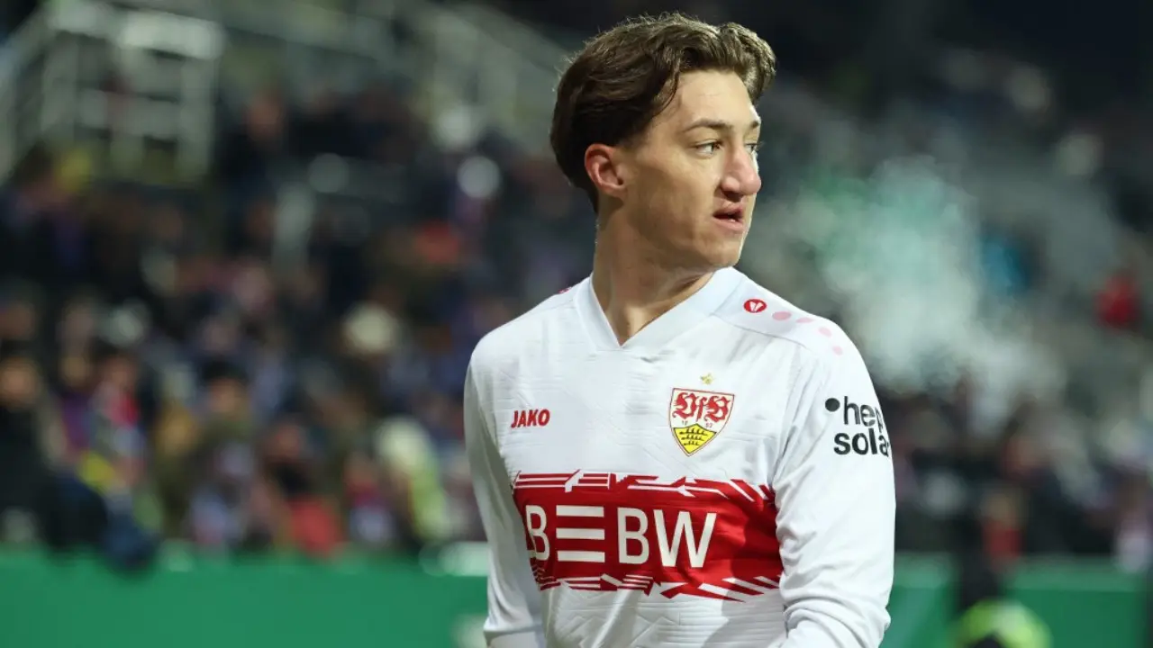 Transfer Angelo Stiller ke MU Terganjal Klausul Khusus Stuttgart