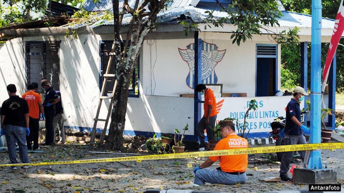 Dua Korban Bom Poso Dirawat Intensif - News Liputan6.com