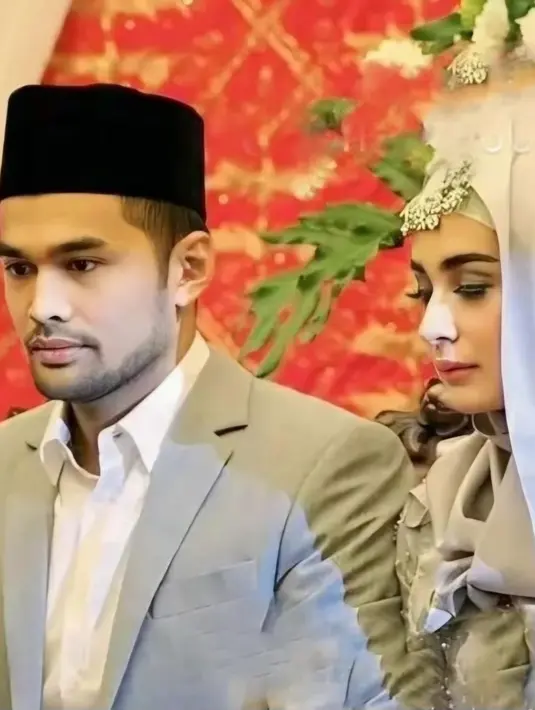 Shireen Sungkar Ungkap Foto Ngunduh Mantu dengan Teuku Wisnu 11 Tahun Lalu, Wajahnya Tak Berubah ...