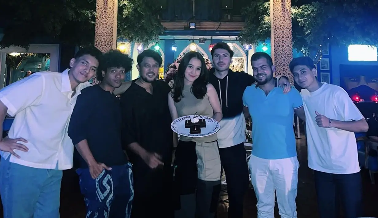 Potret Ulang Tahun Esta Pramanita ke-24, Dapat Ucapan Manis dari Bara ...