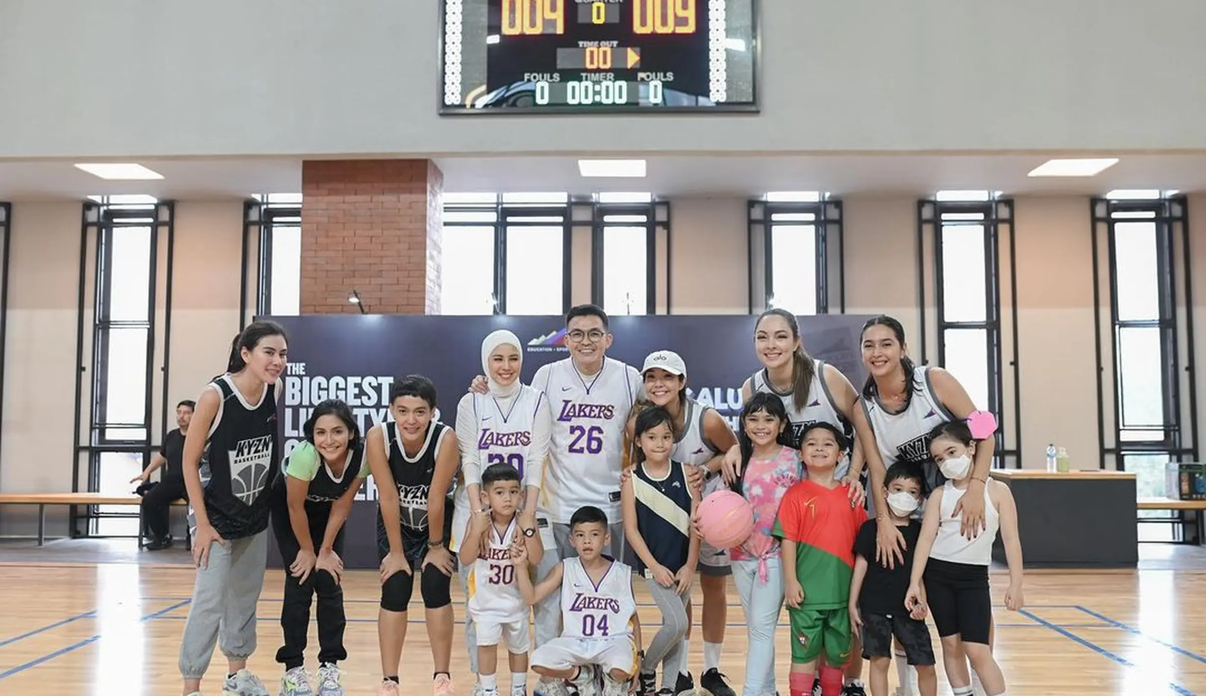 Penampilannya Curi Perhatian, Potret Nabila Syakieb dan Reisa Broto ...