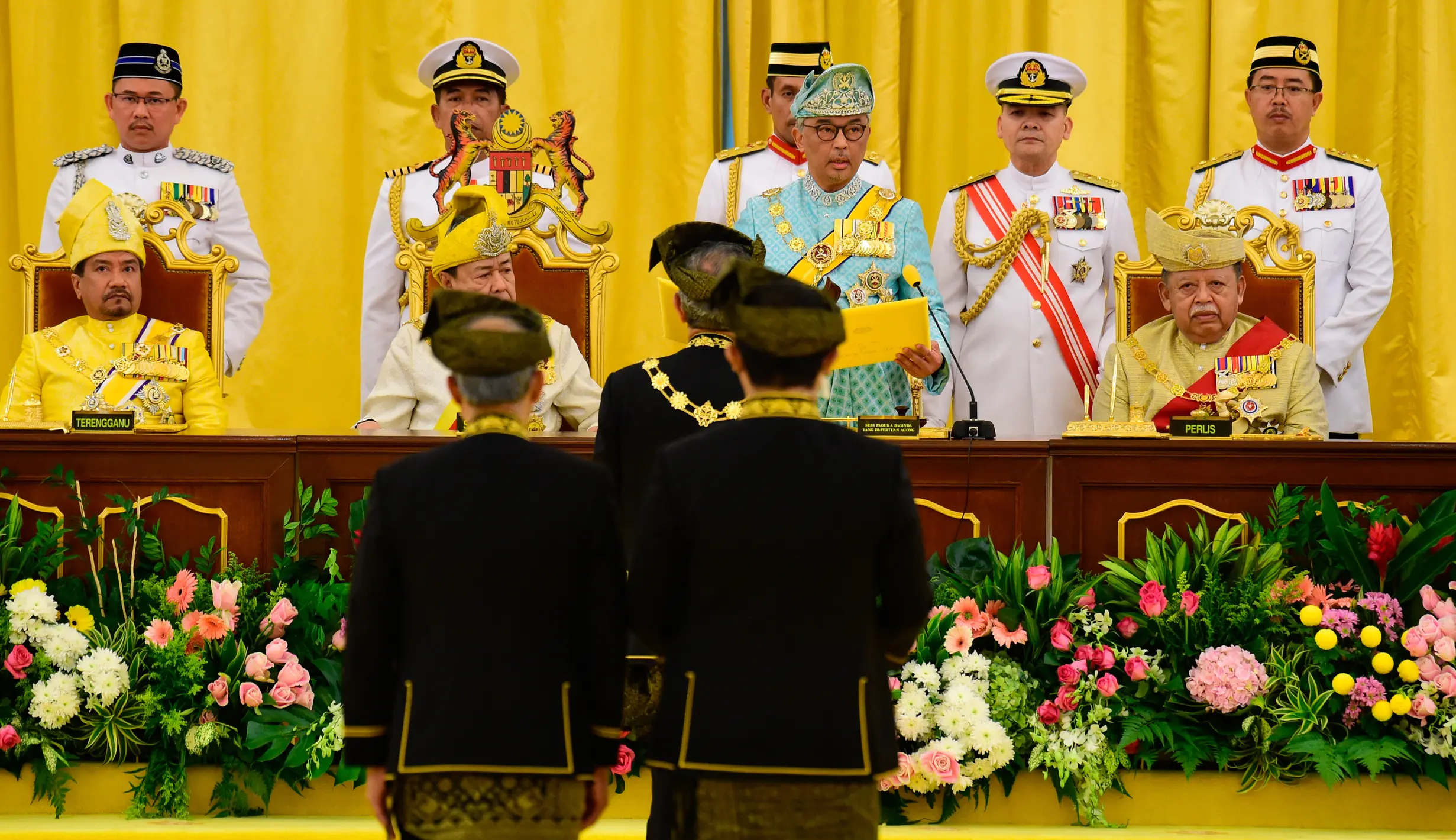 FOTO: Sultan Abdullah Resmi Menjadi Raja Malaysia - Foto Liputan6.com