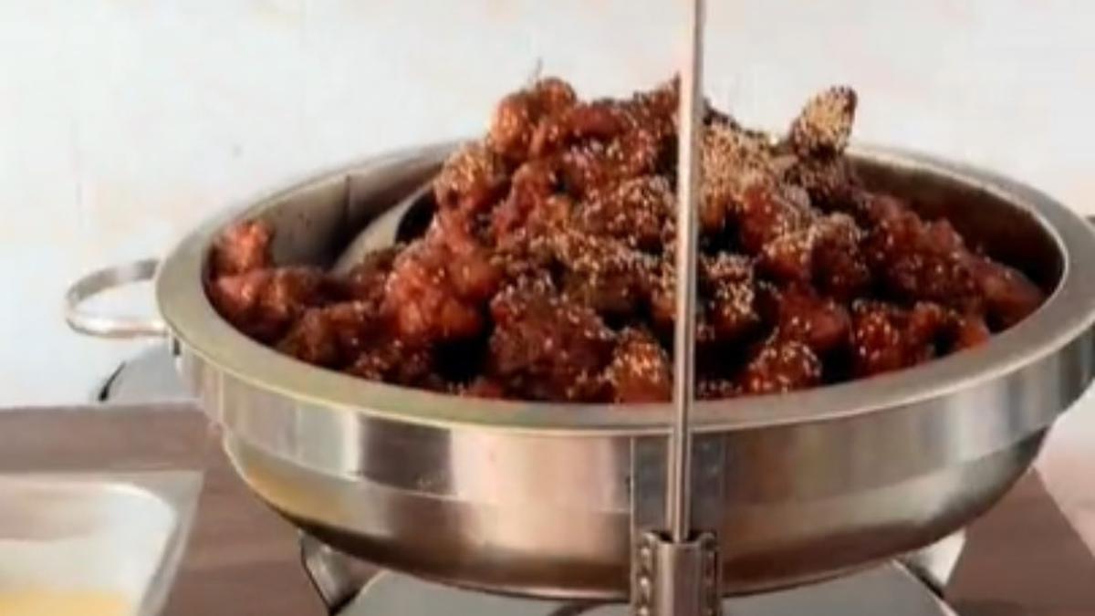 Ulasan Makanan Kantin Sekolah Curi Perhatian, Mewah bak Restoran Buffet