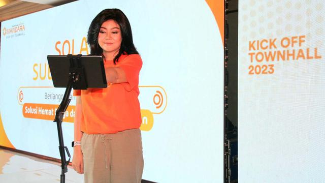 Aplikasi Mandara dan Program Berlangganan Solar Panel Mengakselerasi ...