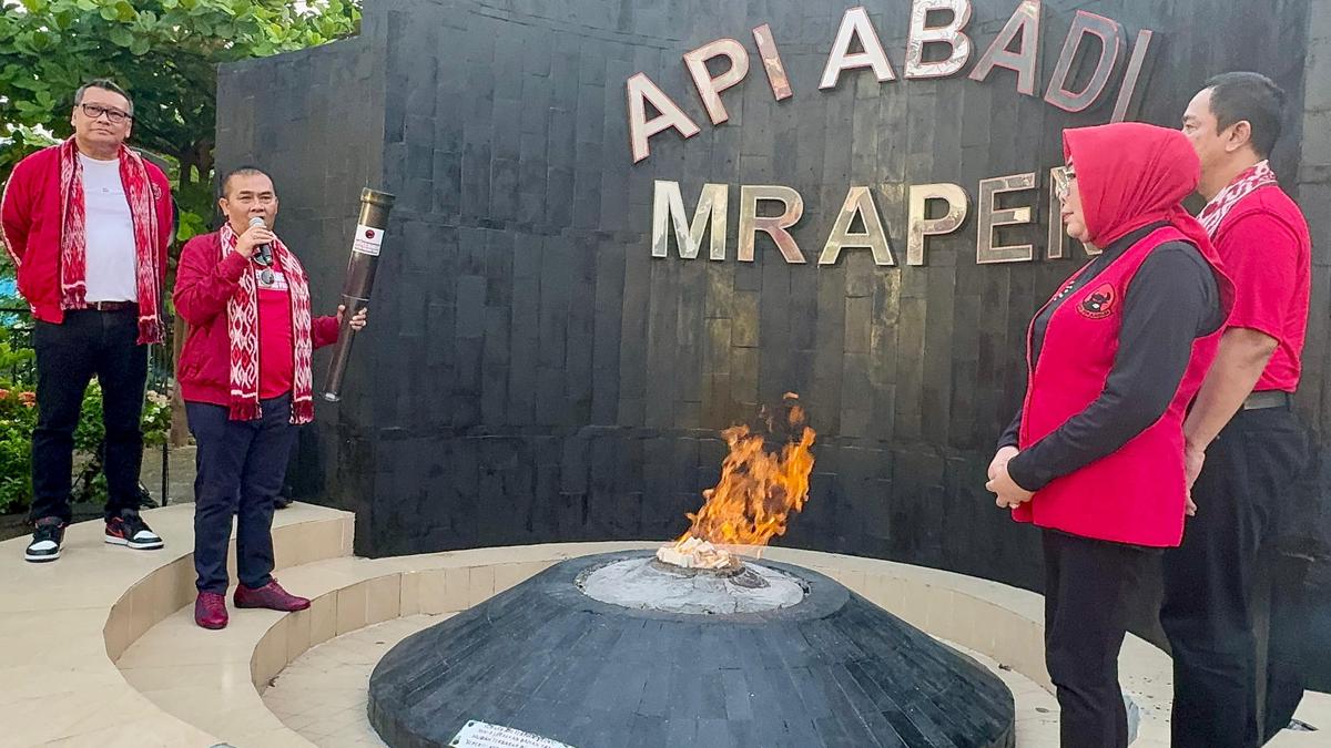 PDIP Lepas Pelari Pembawa Obor Api Perjuangan dari Grobogan Menuju Rakernas V di Jakarta - News ...