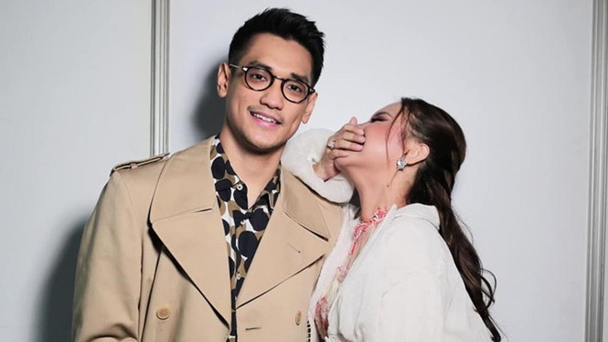 5 Pasangan Artis yang Ramai Digosipkan Dekat tapi Tak Pernah Pacaran - Entertainment Fimela.com