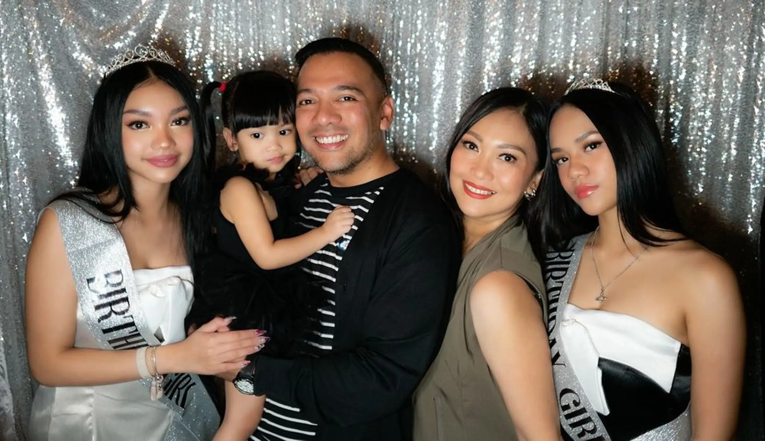 Potret Ultah Naura Ayu dan Neona Ayu Digelar Bersamaan, Tanggal Lahir ...