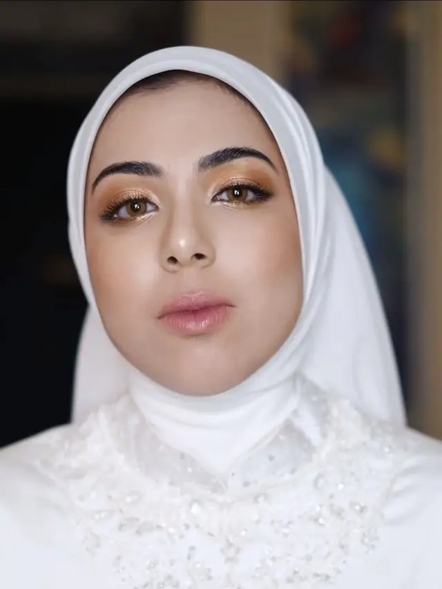 7 Potret Sausan Sabrina Istri Virzha Berdarah Arab, Pamer Wajah Natural - Hot Liputan6.com