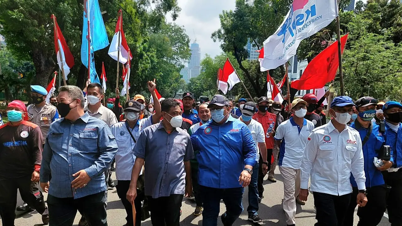 Ucapan Hari Buruh Menaker Ida Fauziyah: Mari Ciptakan Hubungan ...