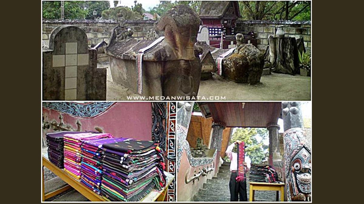 Tomok, Desa Wisata Unik di Tengah Pulau Samosir