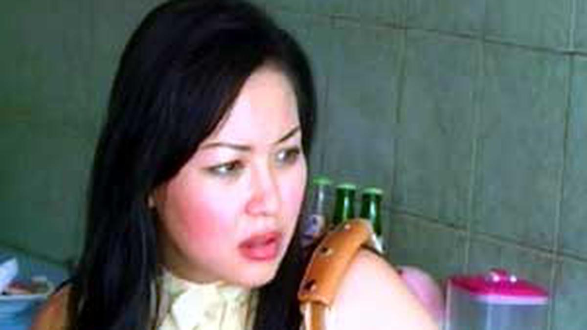 Erna Libby Melaporkan Yuyun ke Polisi - ShowBiz Liputan6.com