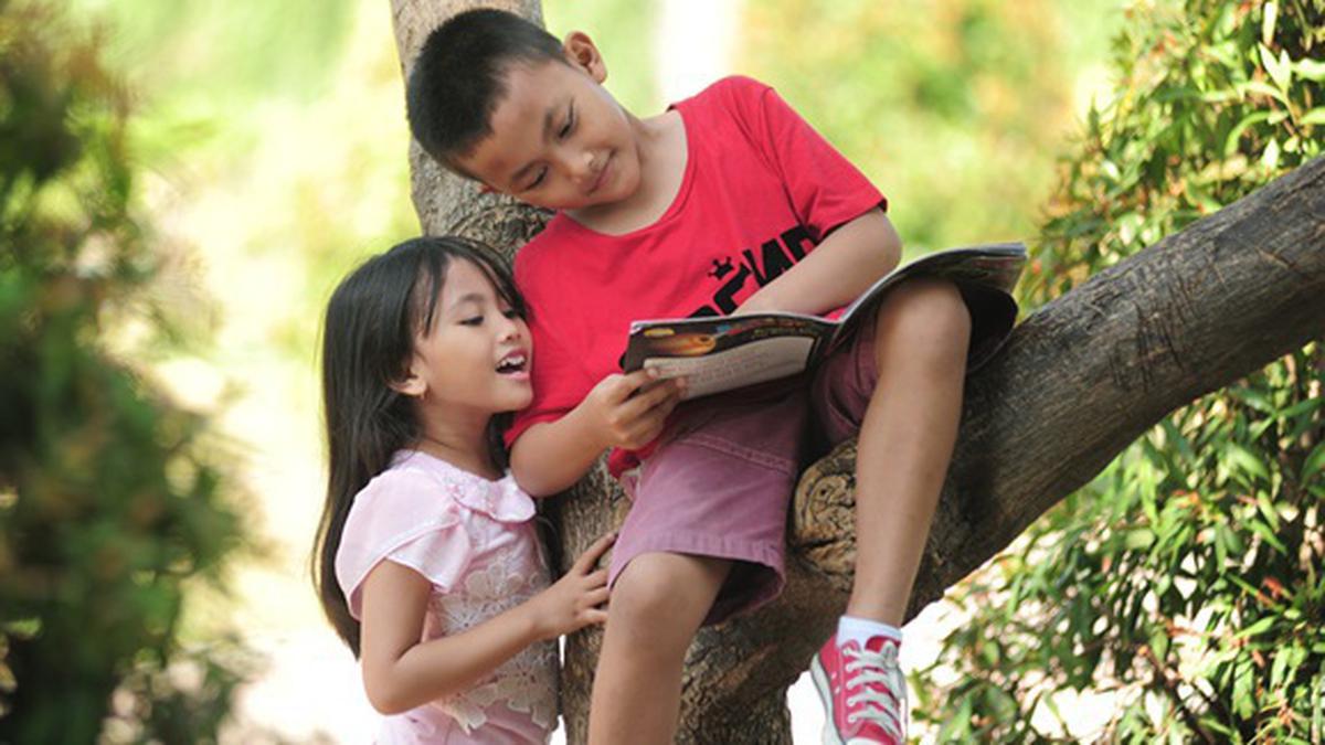 Saudara Kandung Sering Bertengkar? Semakin Sayang Pula Mereka