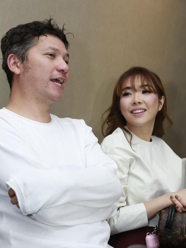 Menangis, Gisella Anastasia Menyesal Pisahkan Gading Marten dengan Gempita - ShowBiz Liputan6.com