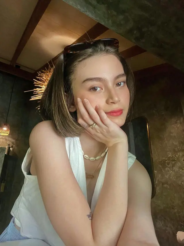 7 Potret Jubilee Marisa, Penyanyi yang Dikabarkan Jadi Kekasih Bio One ...