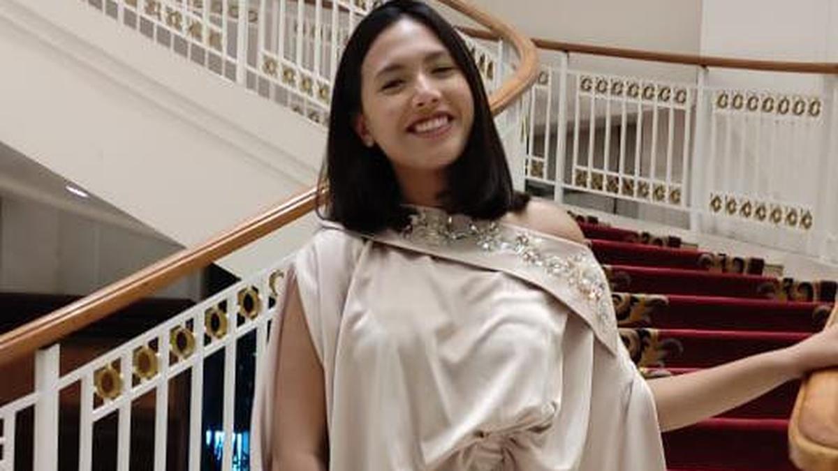 Diah Ayu Lestari Terharu Lihat Anak Yatim Piatu Bermain Bersamanya - ShowBiz Liputan6.com