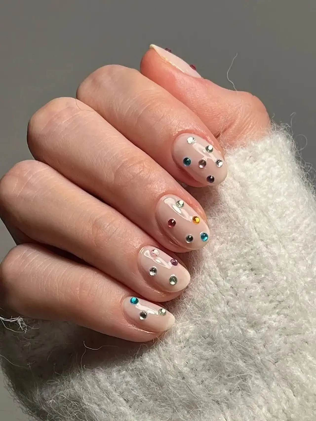 12 Model Nail Art untuk Kuku Pendek Terbaru di 2025, Tampil Stylish dan ...