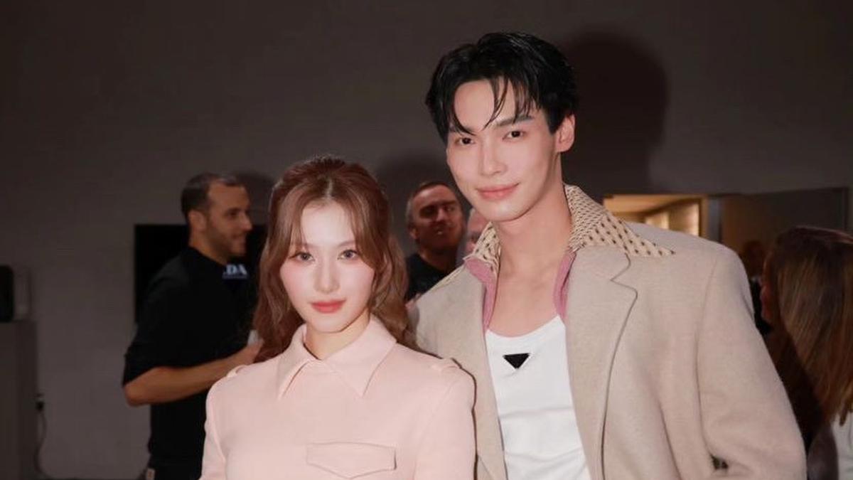 Bertabur Bintang, 8 Adu Gaya Selebritis Dunia di Prada Milan Fashion ...