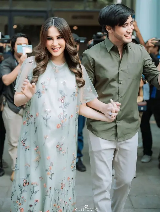 Penampilan Vicy Melanie di Acara Gender Reveal, Siap Sambut Anak ...