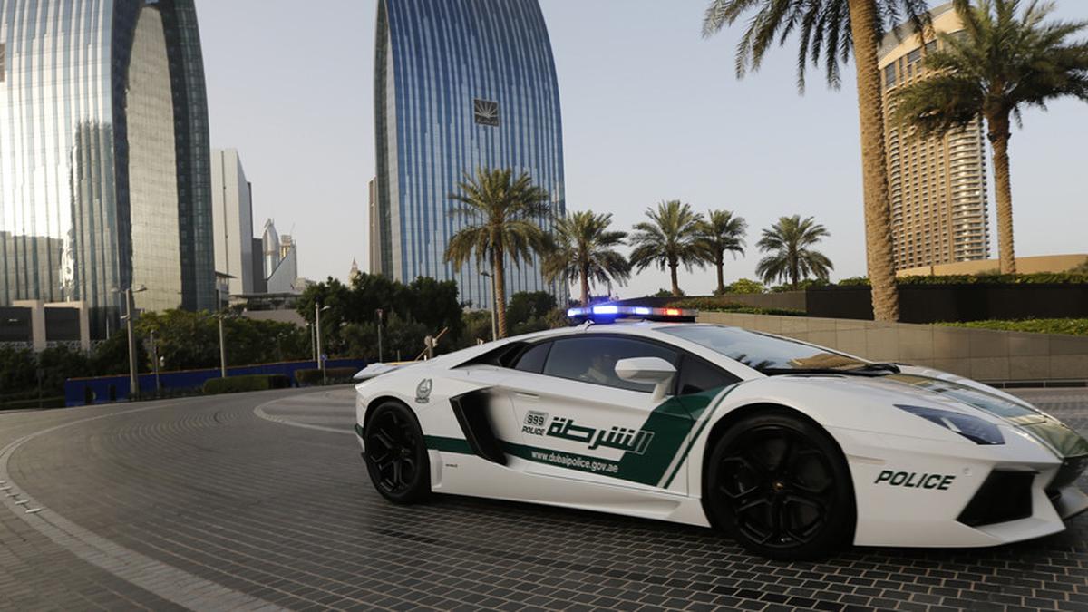 10 Mobil Polisi Terbaik di Dunia, Mulai SUV Hingga Supercar - Berita ...