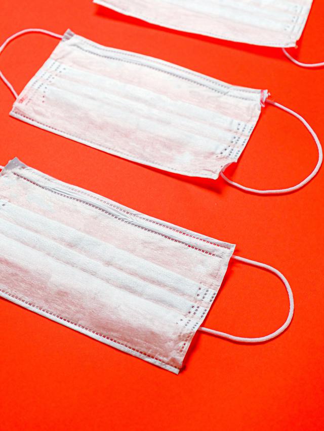 Tips Perawatan Kulit Wajah Sebelum dan Sesudah Pakai Masker Saat ...