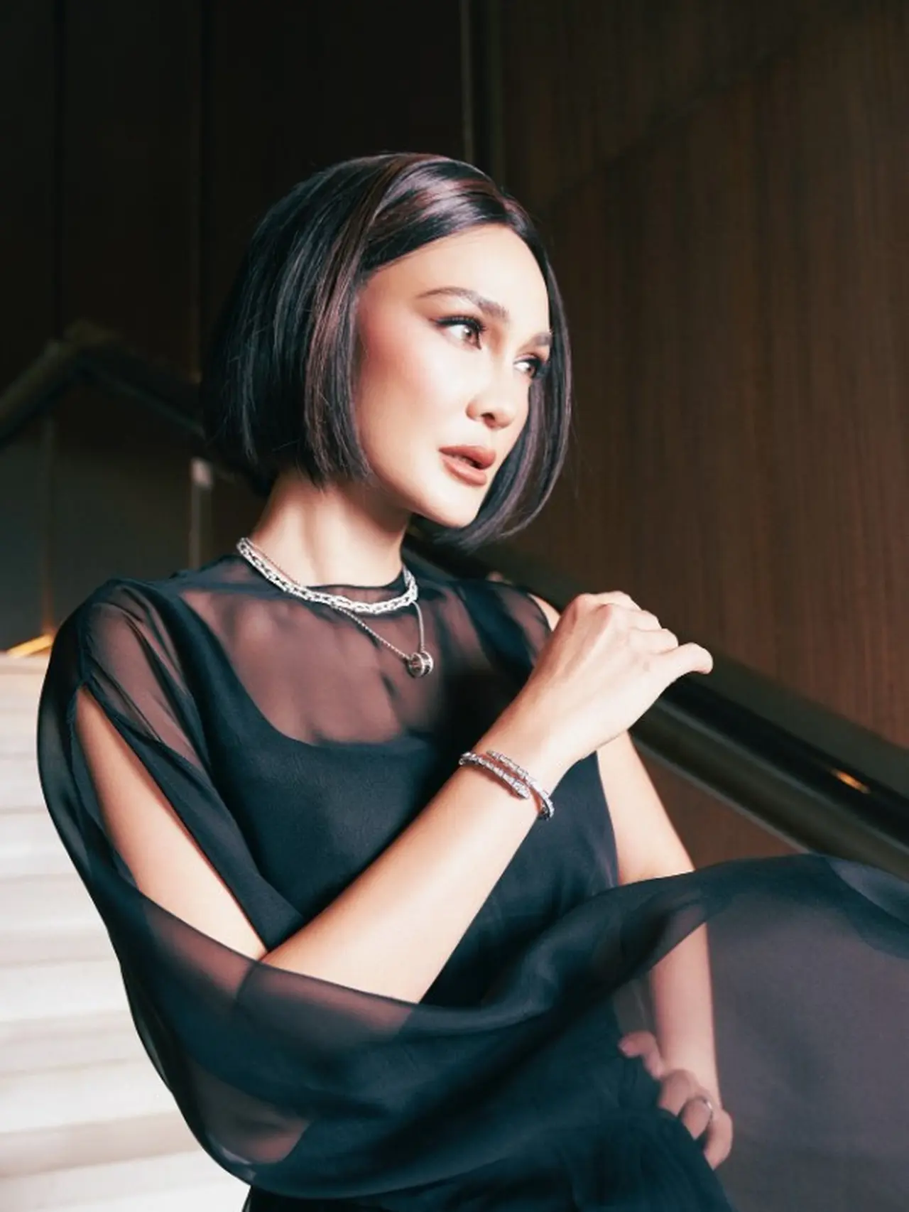 Model Rambut Bob Pendek Luna Maya, Tampil Beda dan Fresh saat Gala ...