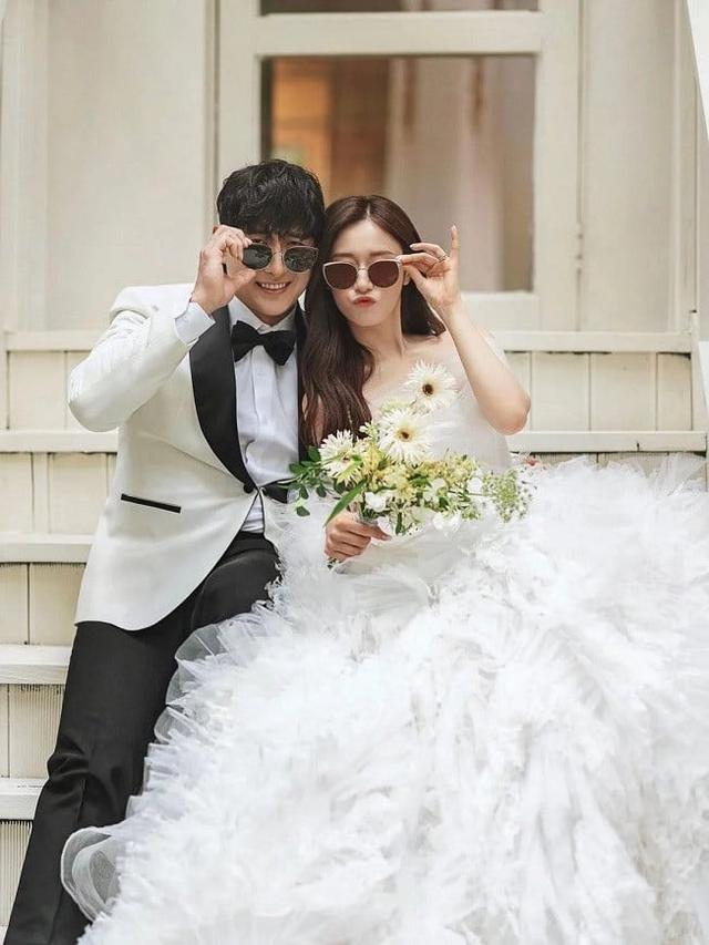 Jiyeon T-ara Bagikan Foto Pernikahan dengan Hwang Jae Gyun, Bak di ...