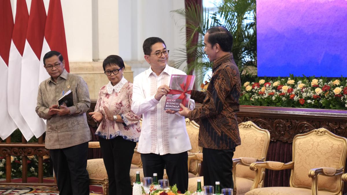 Arsjad Rasjid: Indonesia Ciptakan Era Baru Berbisnis di ASEAN - Bisnis ...