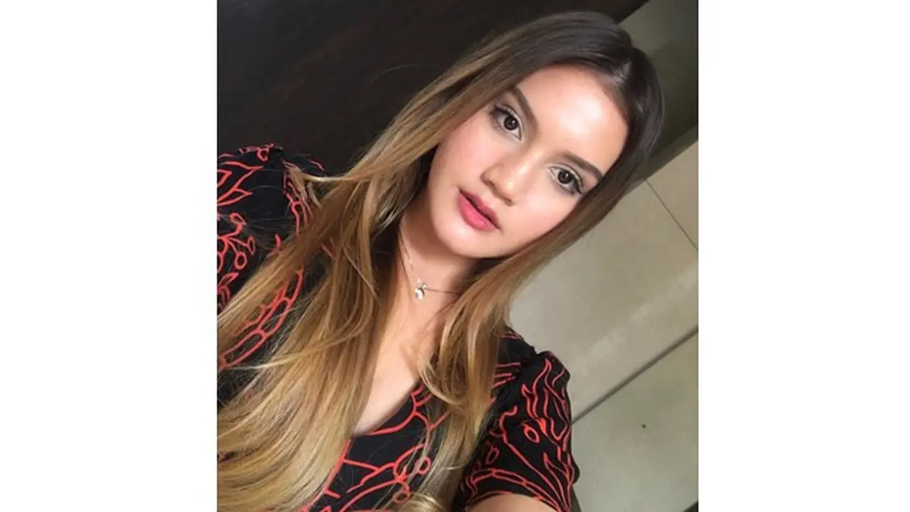 7 Potret Chelsea Shania, Adik Alexa Key yang Duet Bareng Al Ghazali ...