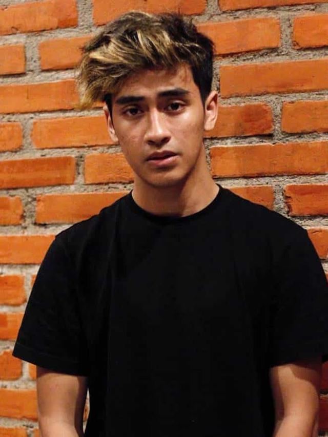 6 Potret Transformasi Gaya Rambut Abidzar Al Ghifari, Terbaru Potong ...