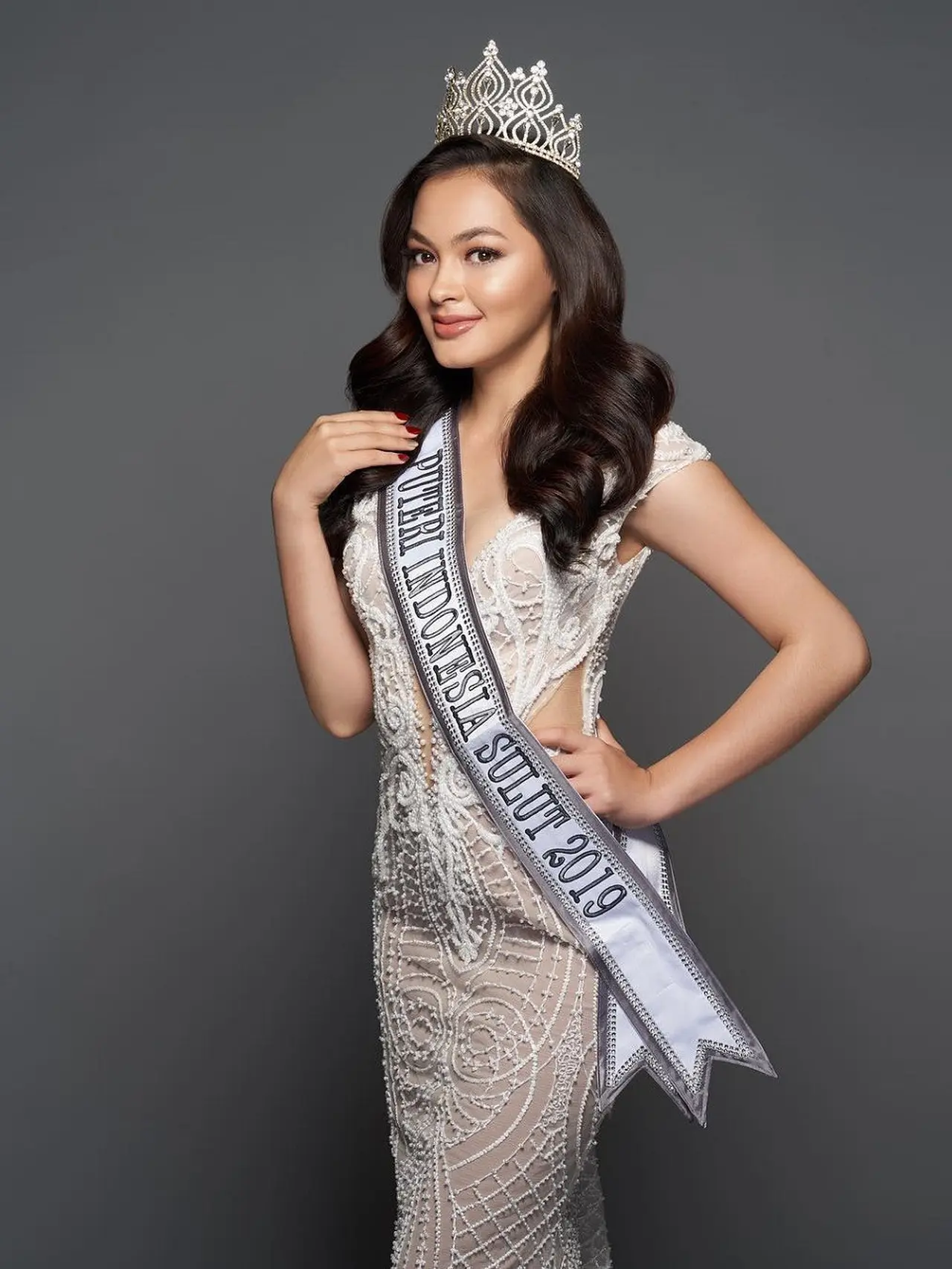 Mengenal Runner Up 1 Puteri Indonesia 2019 Jolene Marie Cholock ...