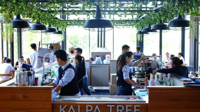 Kalpa Tree Bandung, Kafe Unik Kekinian yang Fenomenal - Lifestyle ...