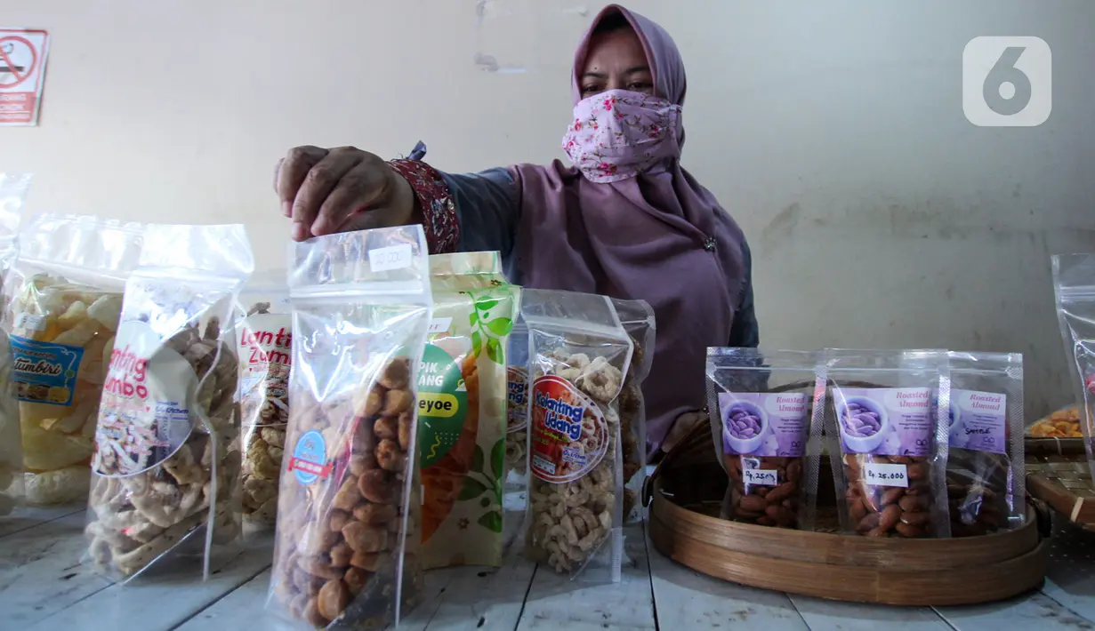FOTO: Meningkatkan Perekonomian di Masa Pandemi Melalui Pojok UMKM ...