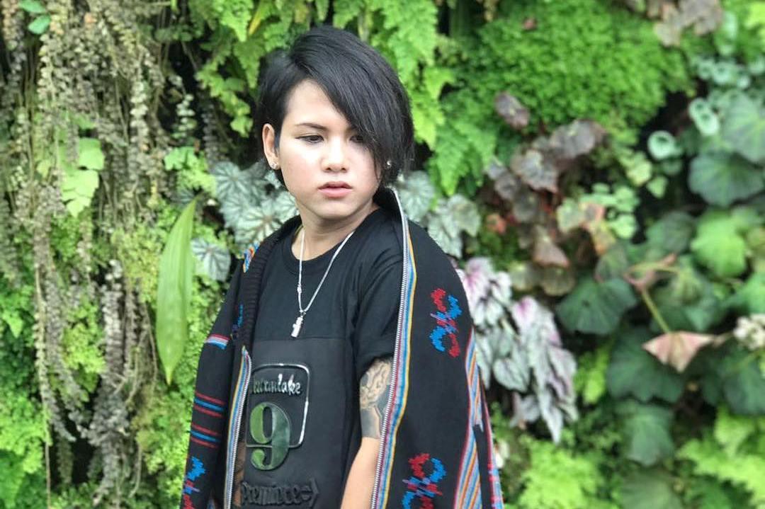 Jelang Ramadan, Istri Aming Tampil Cantik Berkerudung - ShowBiz ...