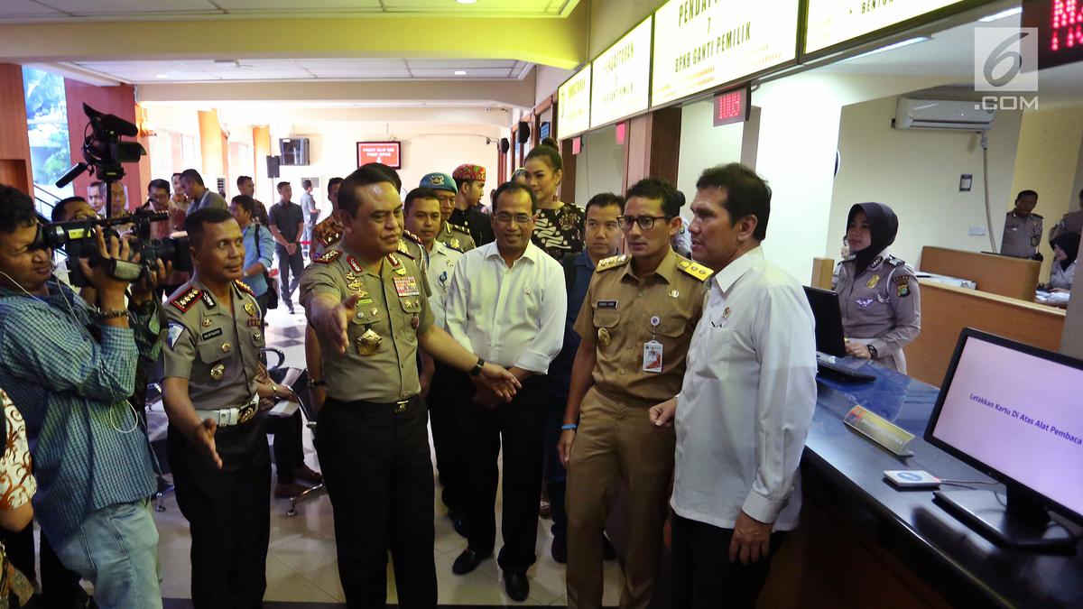 PHOTO: Bikin dan Ganti BPKB Kini Bisa Dilakukan secara Online - Foto ...