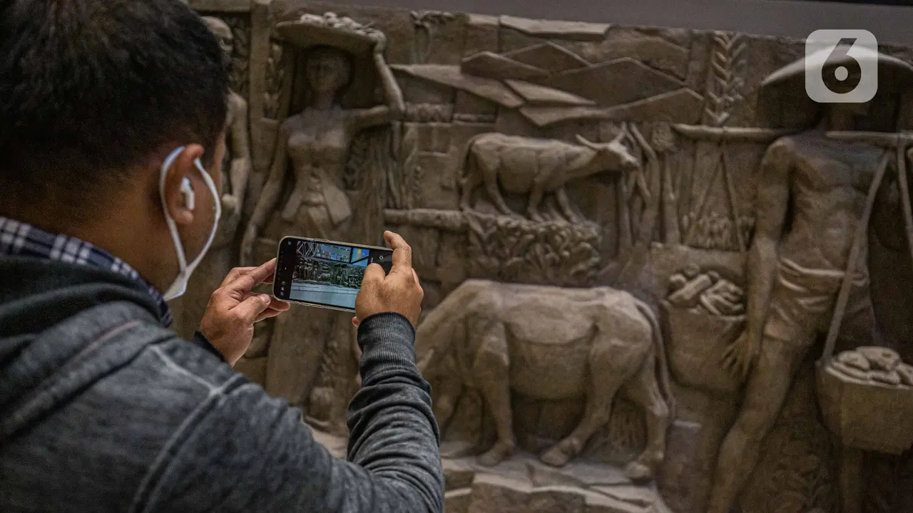 Relief adalah Seni Pahat di Dinding, Ini Kisah Relief di Candi ...