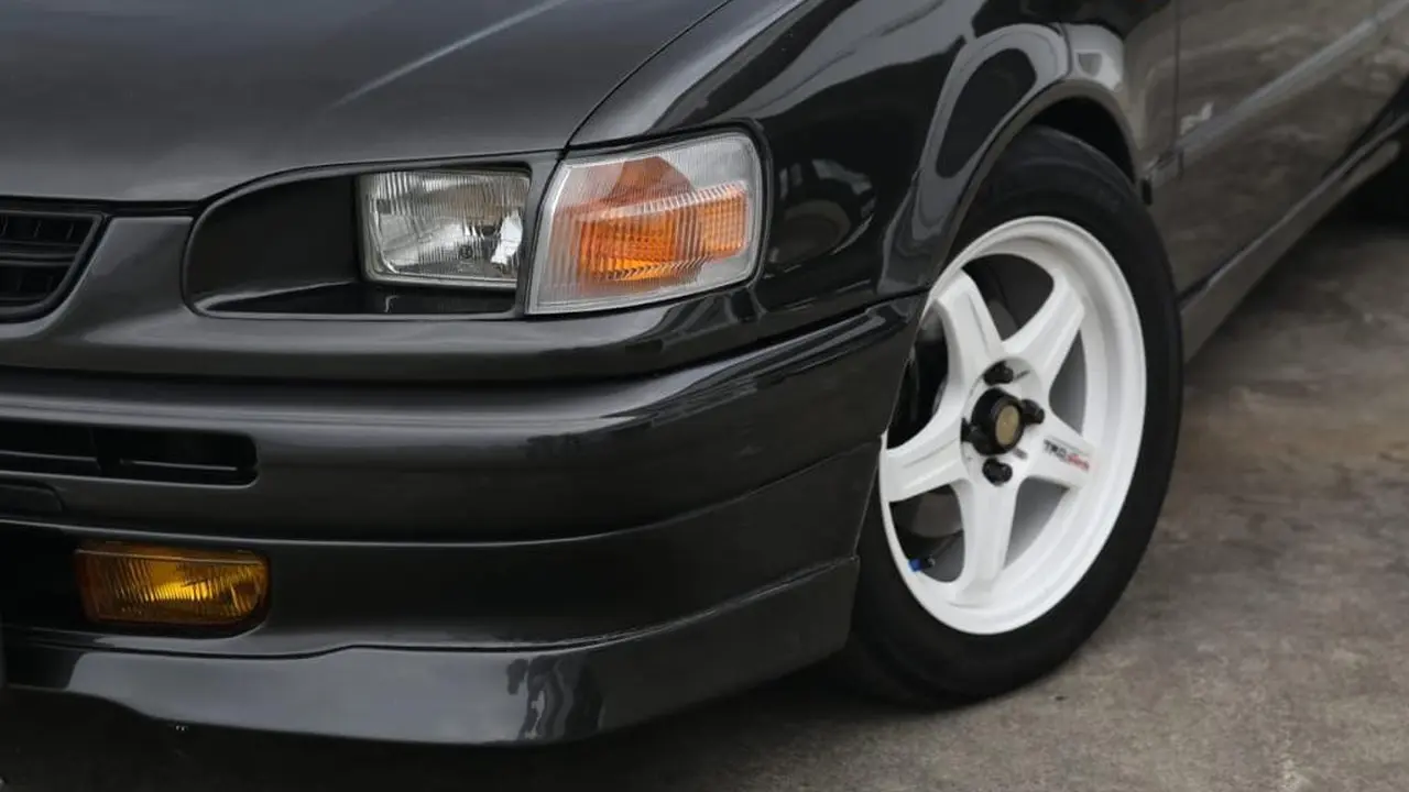 Totalitas, Modifikasi Toyota Corolla 1997 Bergaya JDM - Otomotif ...