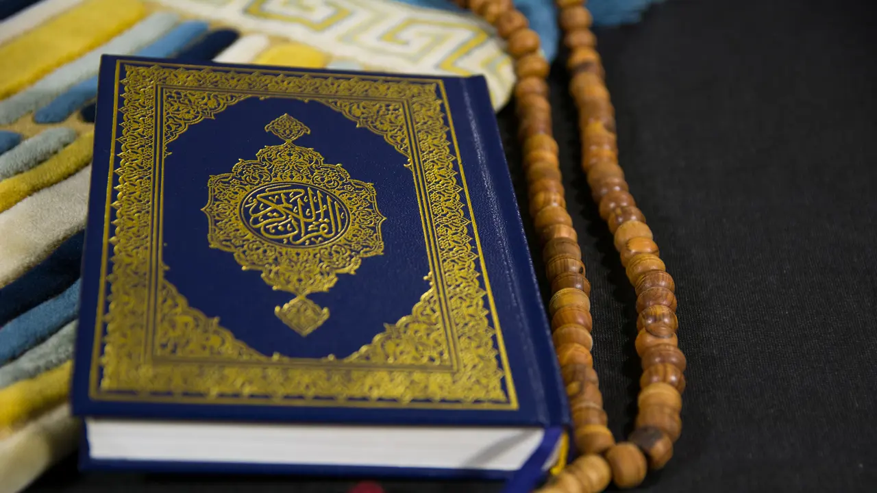 Surat Al Maun Artinya Gambaran Para Pendusta atau Orang Munafik, Simak ...