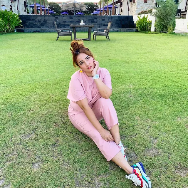 Feby Febiola Bongkar Resep Tegar Hadapi Kanker Ovarium Stadium 1 ...