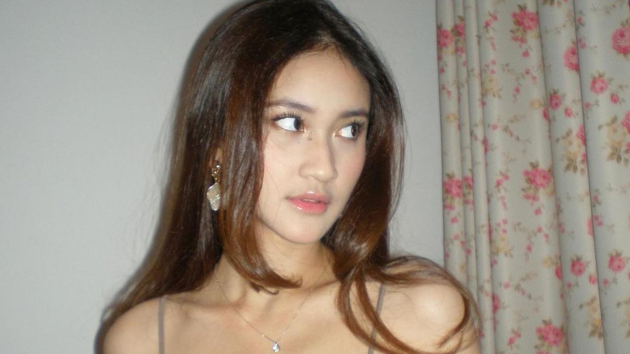 Gaya Menarik Harleyava Princy, Anak Ferry Maryadi yang Kerap Mencuri ...