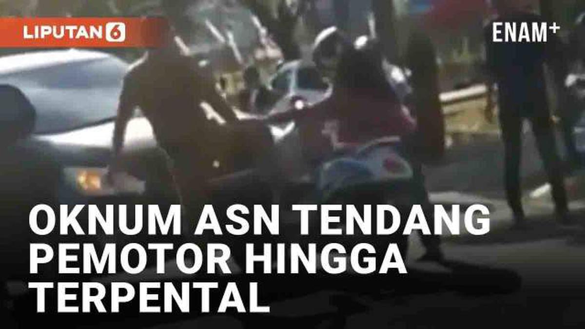 Oknum ASN Diduga Sengaja Tendang Motor Emak-emak hingga Tersungkur - Berita Otosia.com