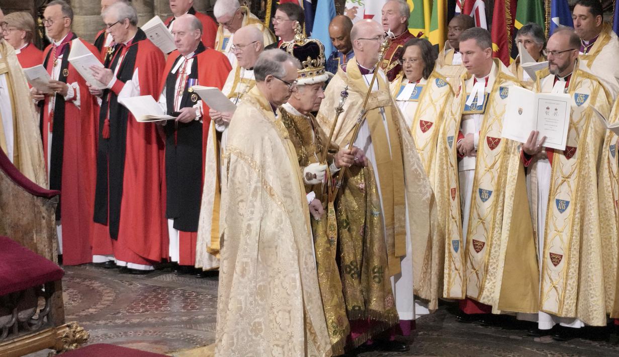 Momen Raja Charles III Sah Jadi Pemimpin Kerajaan Inggris