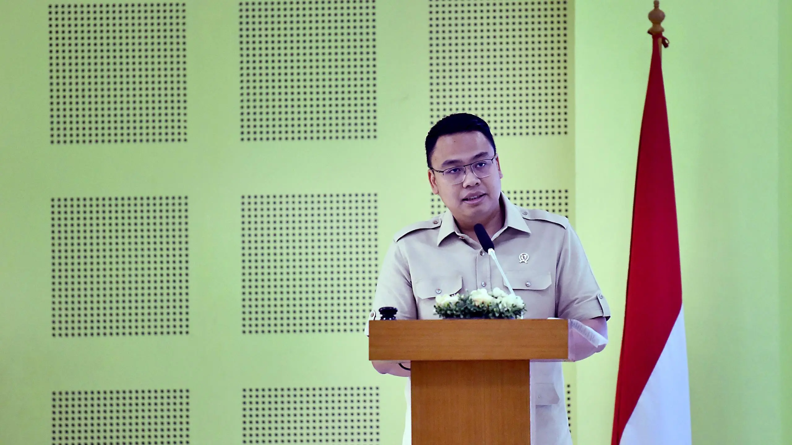 Wamen Angga Raka Respons Laporan Warga Korban Penipuan Jastip